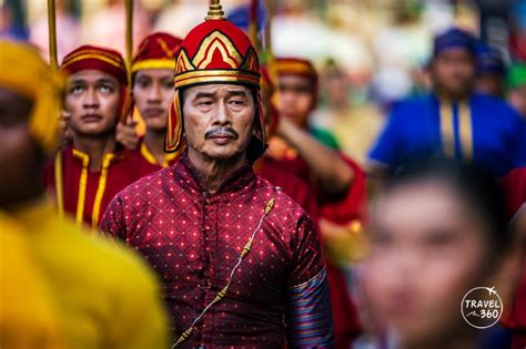 รวมพลังชาวลพบุรี ขบวนแห่ประวัติศาสตร์งดงามยิ่งใหญ่ “งานแผ่นดินสมเด็จพระนารายณ์มหาราช” ปี 2566