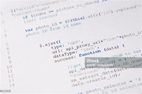 Web 開發人員程式設計代碼列印在一張紙上 照片檔及更多 編碼 照片 編碼 Javascript 互聯網 Istock
