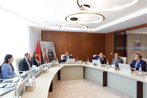 تفعيلا للتوجيهات الملكية أخنوش يترأس أول اجتماع لتفعيل “عرض المغرب