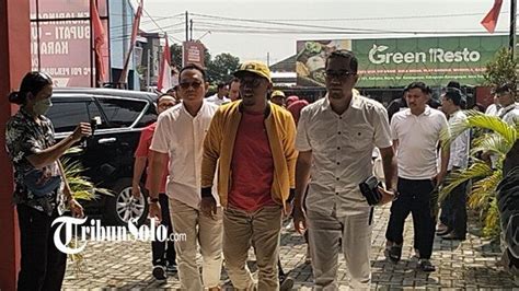 Sosok Aan Shopuanuddin Ketua KNPI Karanganyar Yang Kembalikan Berkas