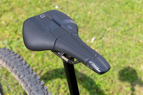 Test Sedlo Prologo Proxim W400 Sport Bikersk