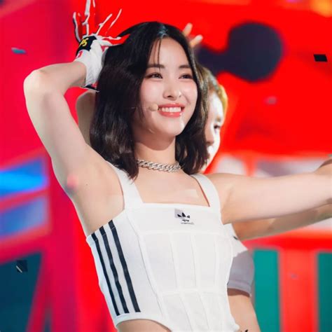 있지 류진 인마이백 에어딕 공기압 마사지기 레스트인네이처 프레쉬 그라스 모리나가 라무네 캔디 유리아쥬 립밥 페이스라이너