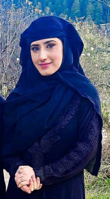 فديت مسلمه 🧕🏻💞
