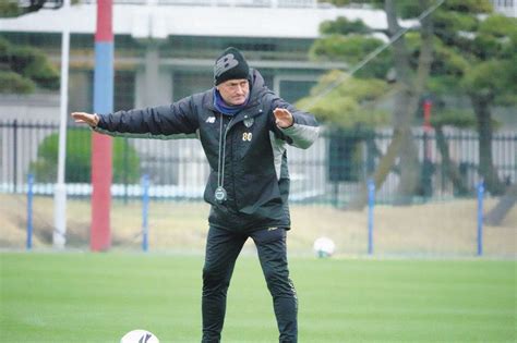 Fc東京アルベル監督23日に公式戦通算100試合目の指揮「多くを望まないが、多くの人に喜びを与えるタイトル獲得望んでいる」：中日スポーツ・東京