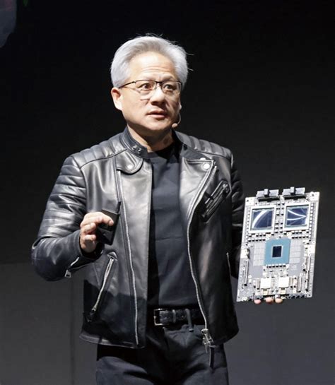 2024 올해의 It·의·과학 인물 준비된 행운”이라는 젠슨 황의 ‘준비된 성공