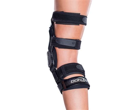 Donjoy Fullforce Knee Brace