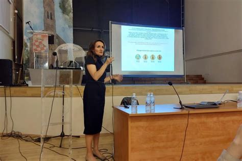 Danas Dr Sc Ankica Baković Govori Na Temu „odgoj Srcem U Posušju Posuš