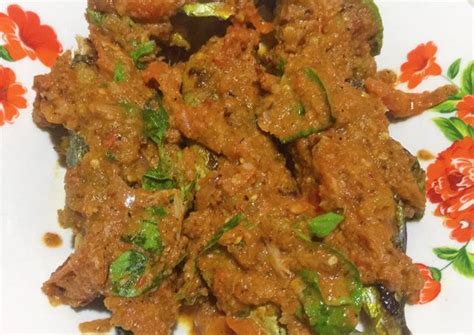 Resep Ikan Basong Selayang Panggang Bumbu Sambal Kerisik Kelapa Daun