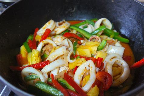 Say My Kitchen Stir Fry Sotong In Laksa Paste 叻沙酱炒苏东