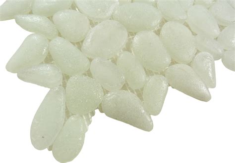 Tesoro Liquid Rocks Glacier White Glass Pebble Tile Oasis Tile