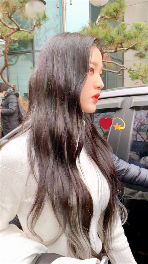 Here Are 17 Unedited Fantaken Photos Of Ives Jang Wonyoung That Show