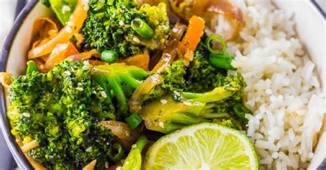 Garlic Broccoli Stir Fry Recipe 20 Minute Dinner Ww 4 Pt Savor Savvy