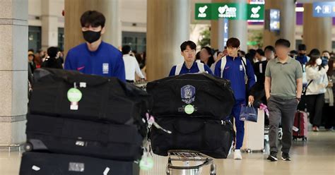 파리행 불발 U 23 축구대표팀 귀국