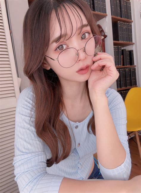図書館でよく会うお姉さん ゴロン族美月🍒 Nudesheep