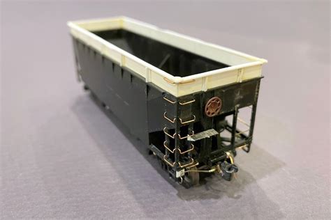 Southern Extended Height Twin Hopper Athearn Offset Appalachian