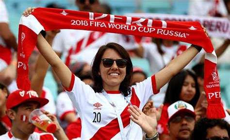 Hinchada peruana ganó el premio a Mejor afición de The Best FIFA 2018