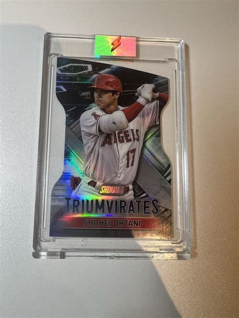 Shohei Ohtani Baseball Card Topps Triumvirates Holo Neu Gemäss