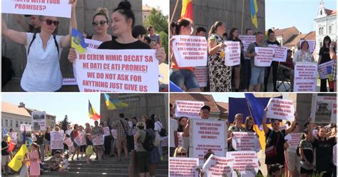 Zeci de ucraineni din Arad au protestat în Piața Avram Iancu ARADON