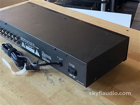 Audiosource Eq 11 Vintage 10 Band Graphic Equalizer W Spectrum Analyze Skyfi Audio