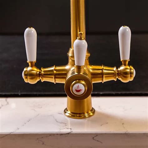 Flode Korsa Traditional Cruciform Style 3 In 1 Instant Boiling Tap
