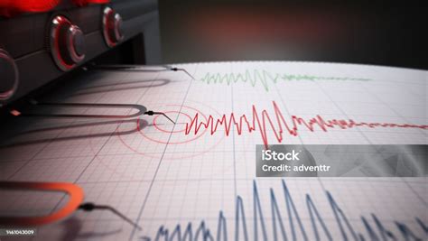 Seismograf Mencetak Catatan Aktivitas Seismik Gempa Bumi Parah Foto