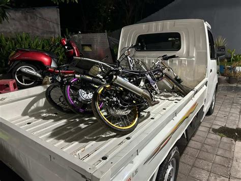 Gerebek Trek Trekan Di Buleleng Barat Polisi Ringkus Joki Hingga
