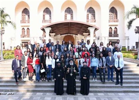 البابا تواضروس يستقبل فريق أسقفية الخدمات العامة المصري اليوم