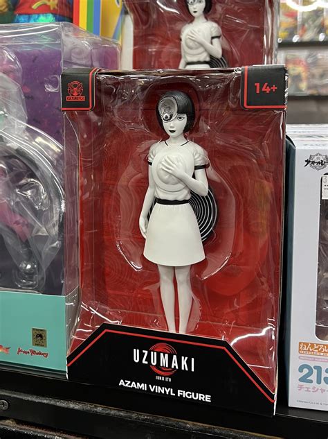 Staff Pick Of The Week Culturefly Junji Ito Uzumaki Azami Kurotani
