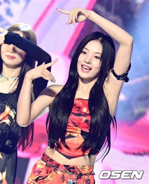 사진 엔믹스 지니 인형 비주얼