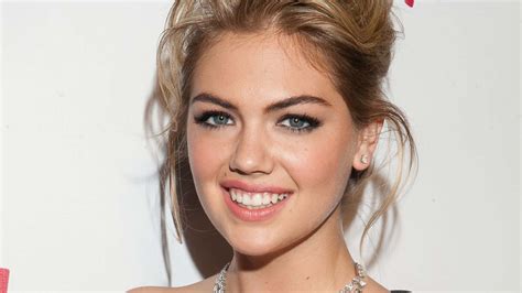 100 Kate Upton Wallpapers