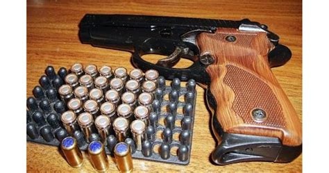 Петгодишно момче се простреля в слепоочието