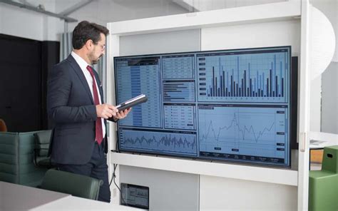 SPX vs SPXW: Key Differences for S&P 500 Options Traders