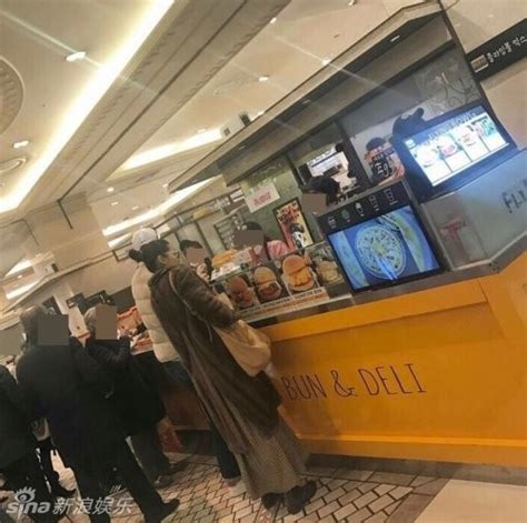 高富帥老公現身 全智賢穿皮草買菜霸氣外露 自由娛樂