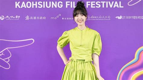 專訪／王允之全裸床戰大尺度性愛 高難度體位「做到快暈倒」 鏡週刊 Mirror Media