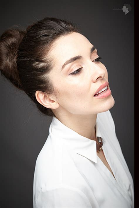 Women Kim Kiona Bullet Models