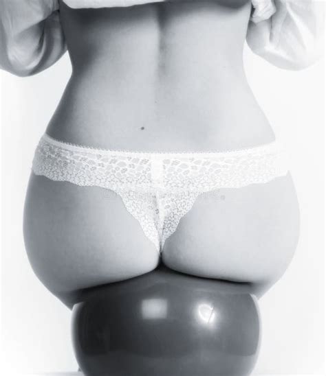 15 259 Preciosas Nalgas Fotos De Stock Fotos Libres De Regalías De