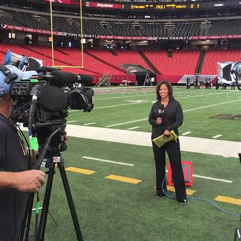 Is Lisa Salters On Espn Married Age Son Salary Net Worth