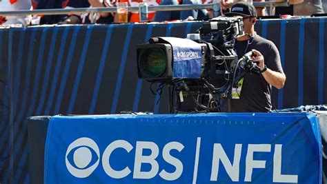 Netflix Taps Cbs Sports To Produce Christmas Nfl Games Tv News Check