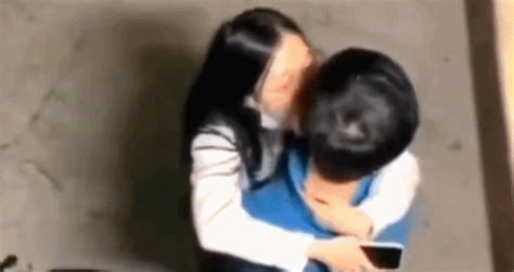 化学女老师 出轨自家学生 性趣贴图