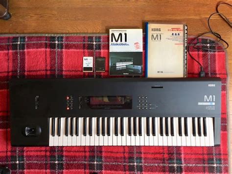 Matrixsynth Korg M1 Music Workstation W Extras