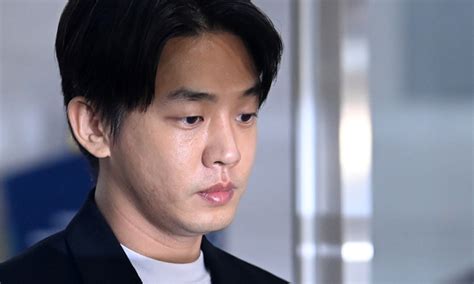마약 5종 투약 혐의 유아인 경찰 체포 경고 하루 만에 출석
