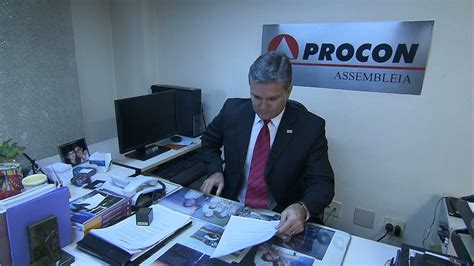 Vídeo Procon alerta consumidores sobre empresas que aplicam golpes em