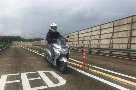 Ini Enaknya Bawa Motor Suzuki Burgman Street Ex Harga Rp Jutaan Motorplus