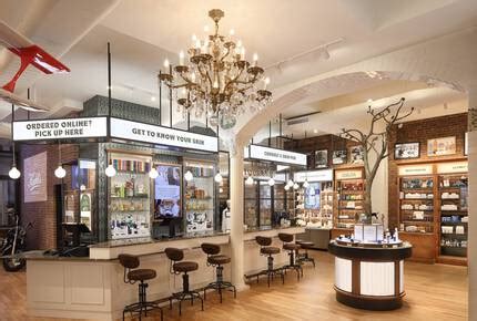 Kiehl's Flagship | Kiehl's Store in NYC