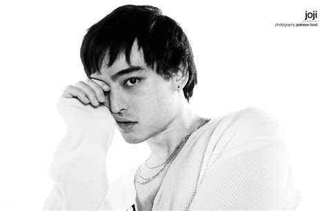 Interview Joji Schön Magazine