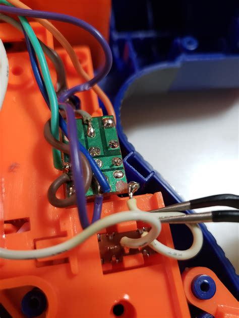Nerf Rapidstrike Cs 18 Wire Is Broken Off From The Circuit Board Is