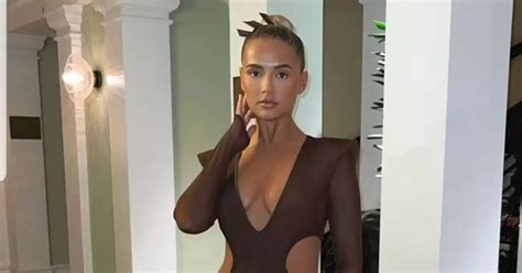 Molly Mae Hague Has Instagram Post Showing Off Prettylittlething Dress