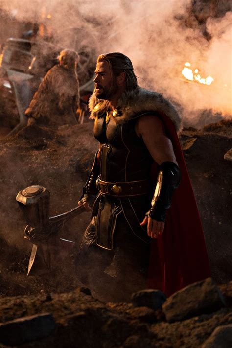 Thor Wallpaper 4k Marvel Characters Marvel Thor Thor Wallpaper