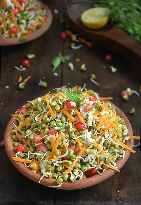 SPROUTED GREEN GRAM SALAD MOONG SPROUTS SALAD HESARUKALU KOSAMBARI