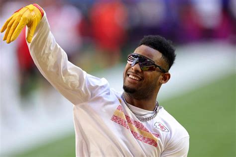 Juju Smith Schuster Shares Expectations For Patriots This Season